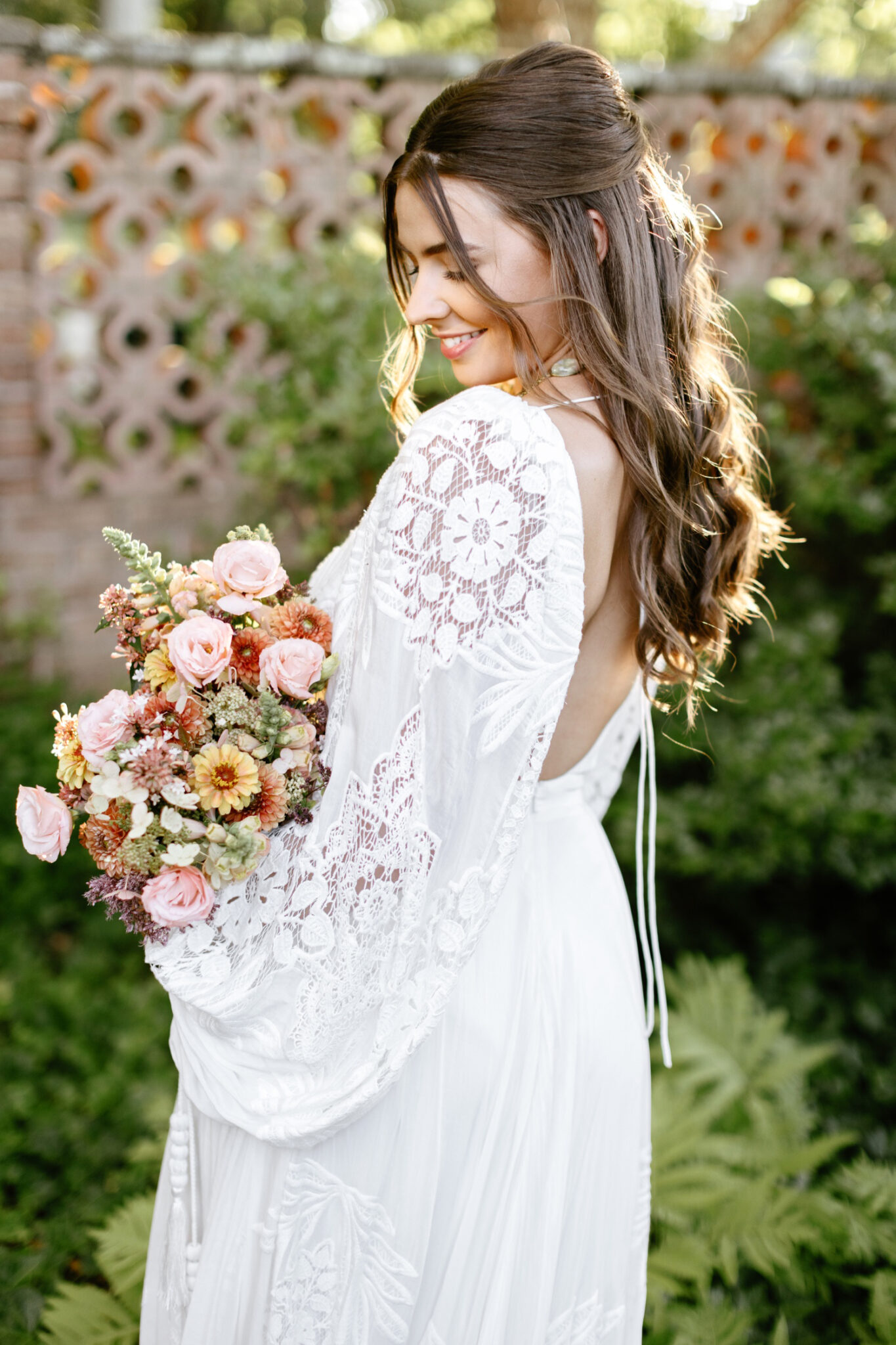 A Day of Natural Beauty and Intimate Moments at The Willows | Emily ...