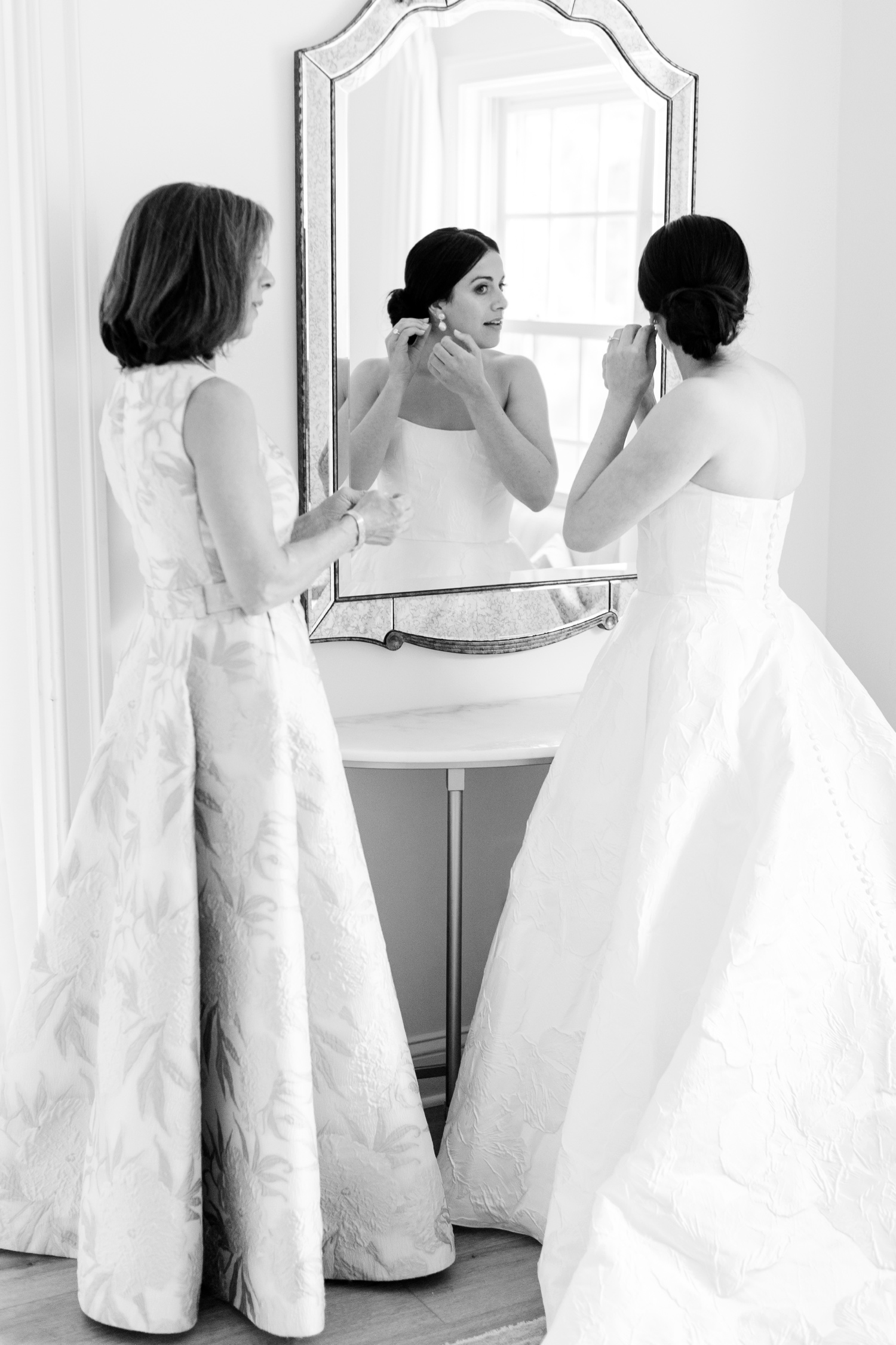 Hailey & Paul | Garden Party Perfection at Winterthur Museum | Sarah ...