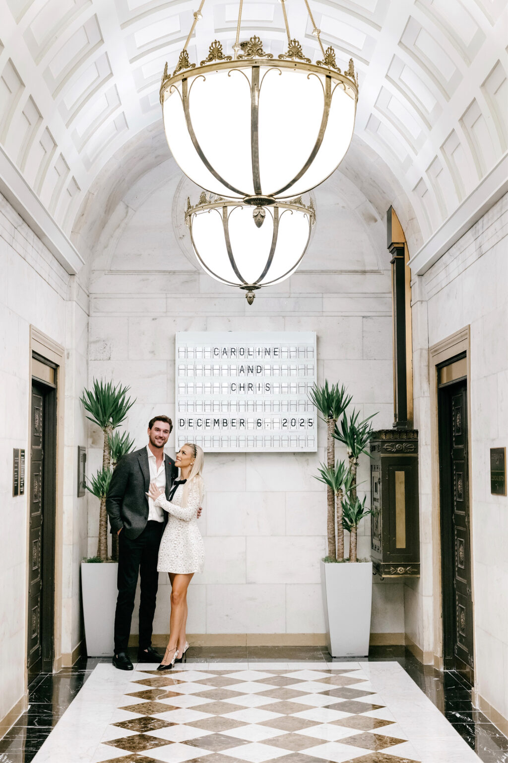 Caroline & Chris's Iconic Engagement Session in Philadelphia | Emily ...
