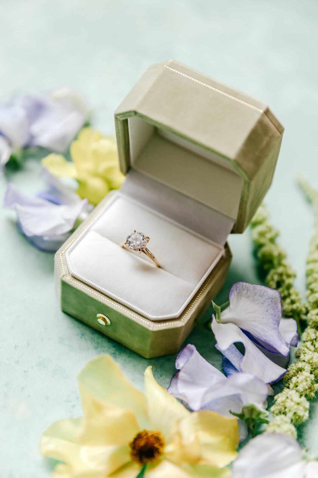 Marina & Jordan | A Vibrant Water Works Wedding Inspired by La Dolce ...